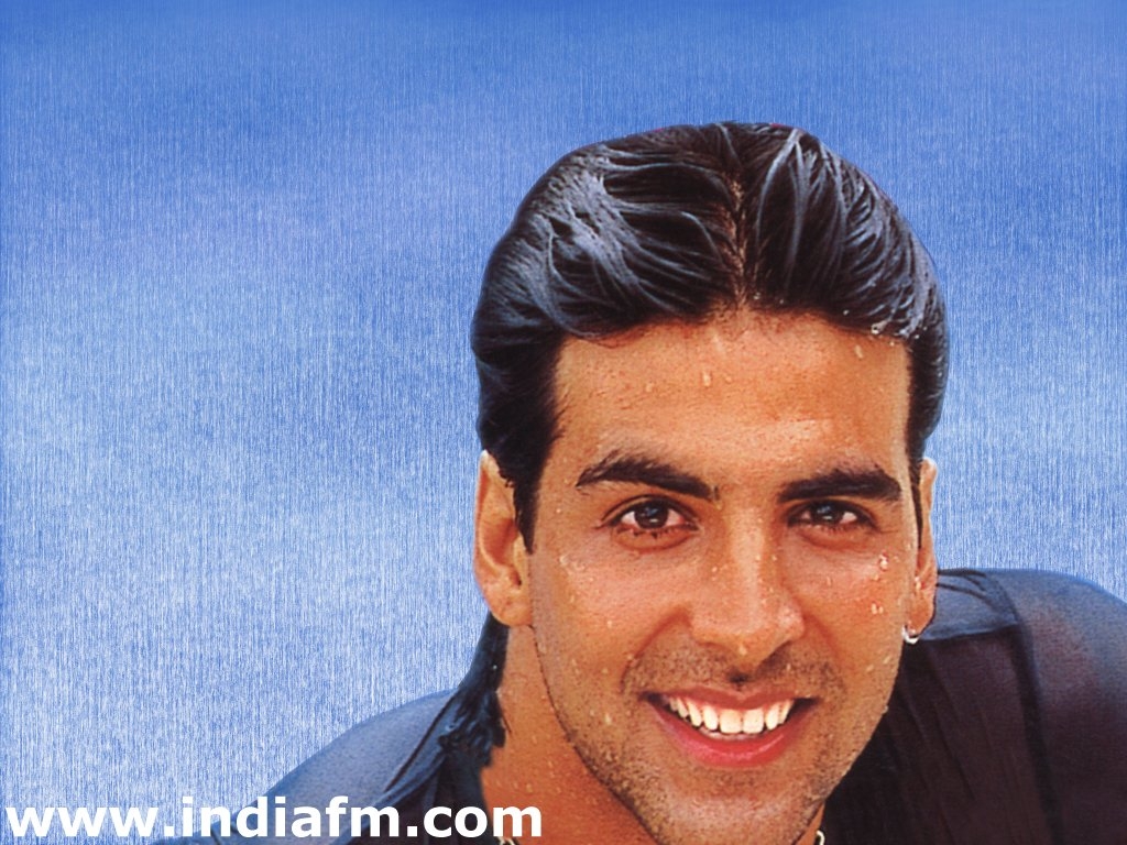 Akshay Kumar HQ Wallpapers | Akshay Kumar Wallpapers - 2035 - Oneindia ...