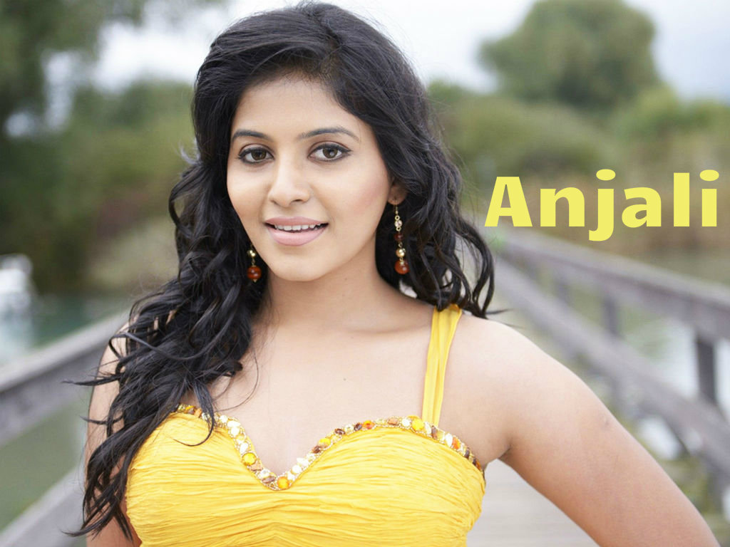 Anjali HQ Wallpapers | Anjali Wallpapers - 11864 - Oneindia Wallpapers