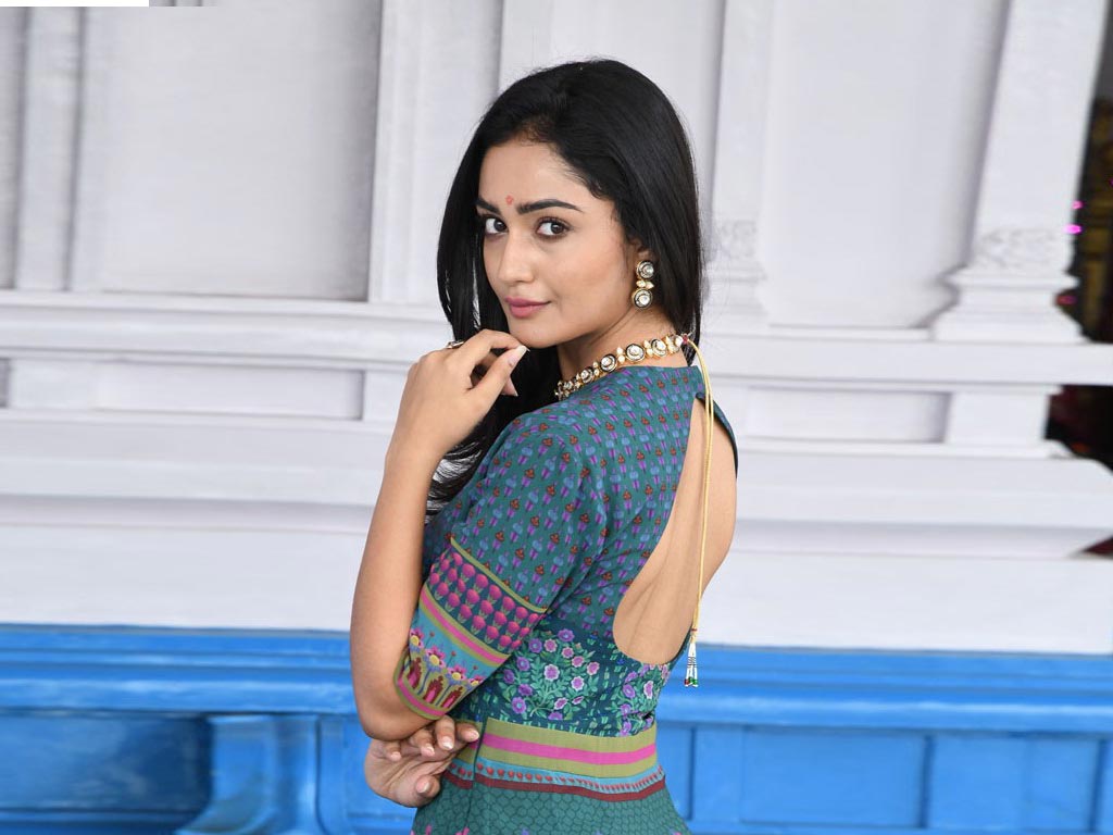 Tridha Chaudhary HQ Wallpapers | Tridha Chaudhary Wallpapers - 39656 ...