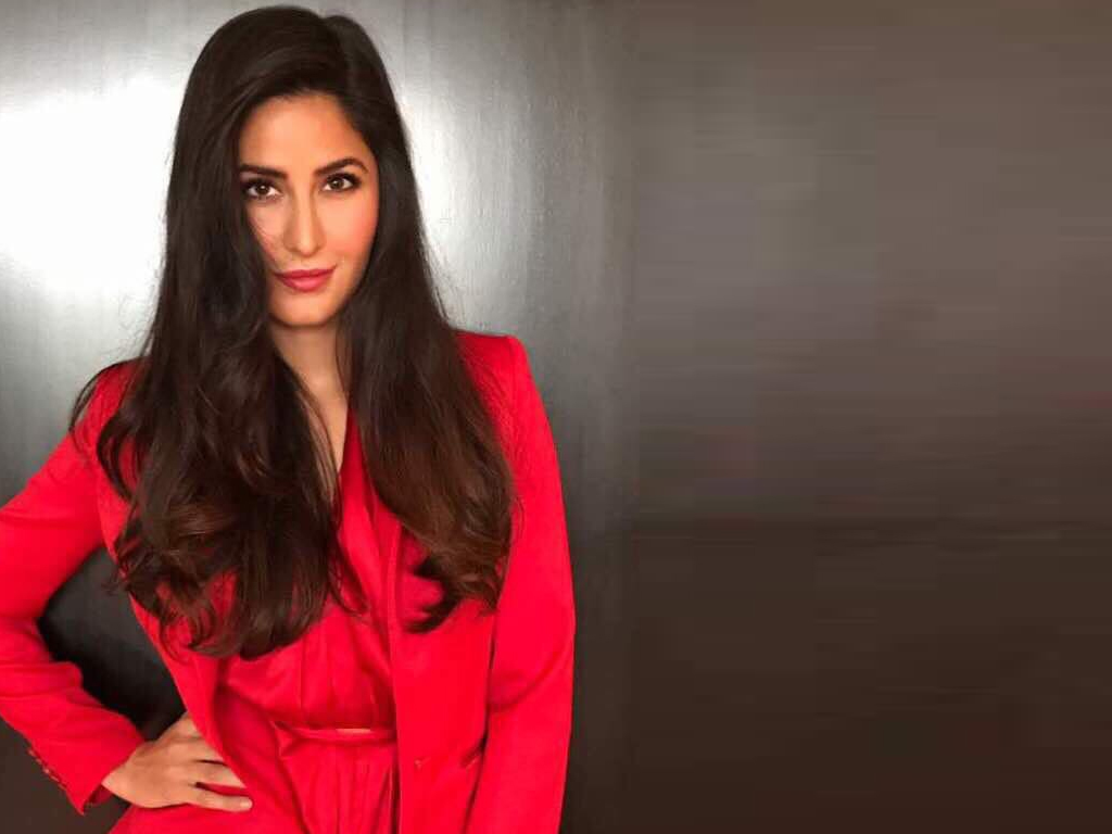 Katrina Kaif HQ Wallpapers | Katrina Kaif Wallpapers - 42931 - Oneindia ...