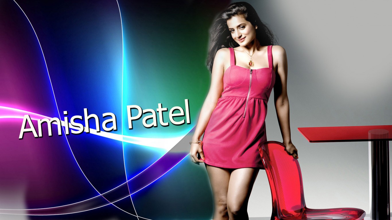 Amisha Patel HQ Wallpapers | Amisha Patel Wallpapers - 10306 - Oneindia ...