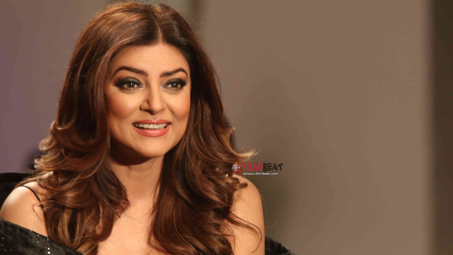 Sushmita Sen Desktop Wallpapers