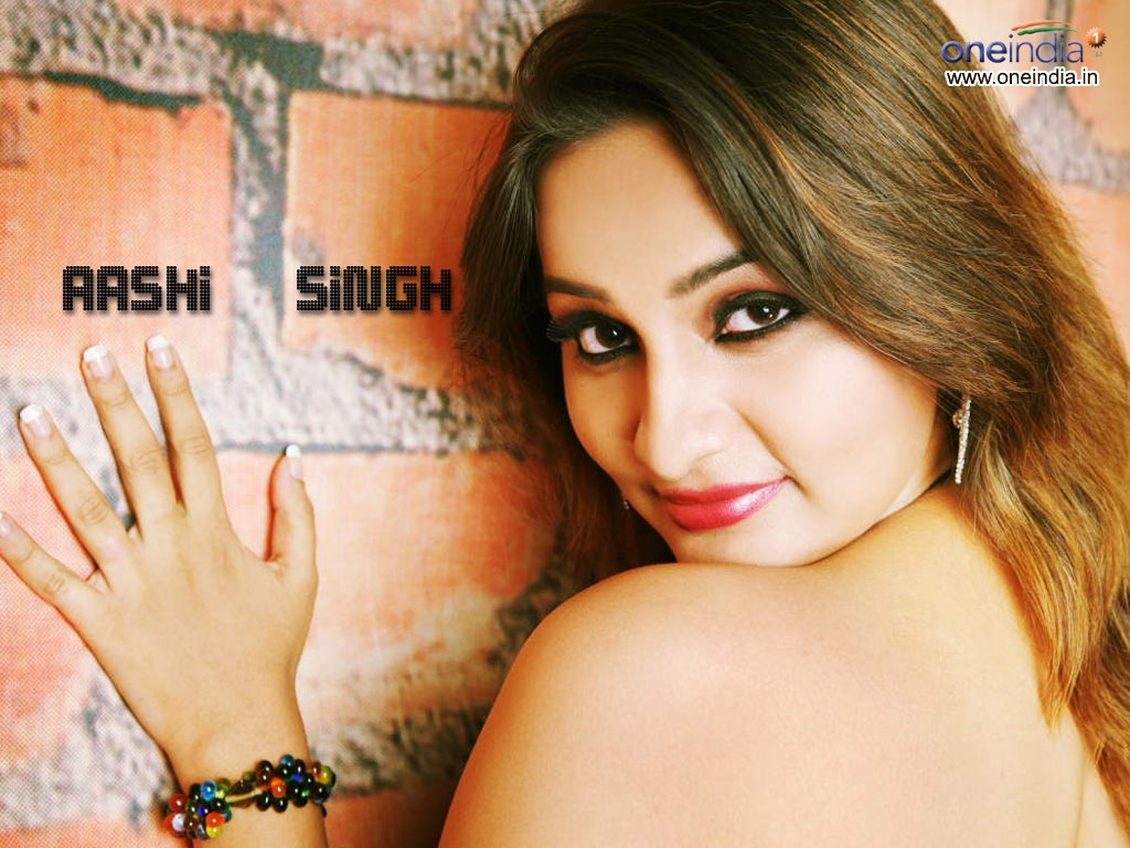 Aashi Singh HQ Wallpapers | Aashi Singh Wallpapers - 590 - Oneindia ...