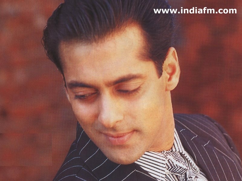 Salman Khan HQ Wallpapers | Salman Khan Wallpapers - 1545 - Oneindia ...