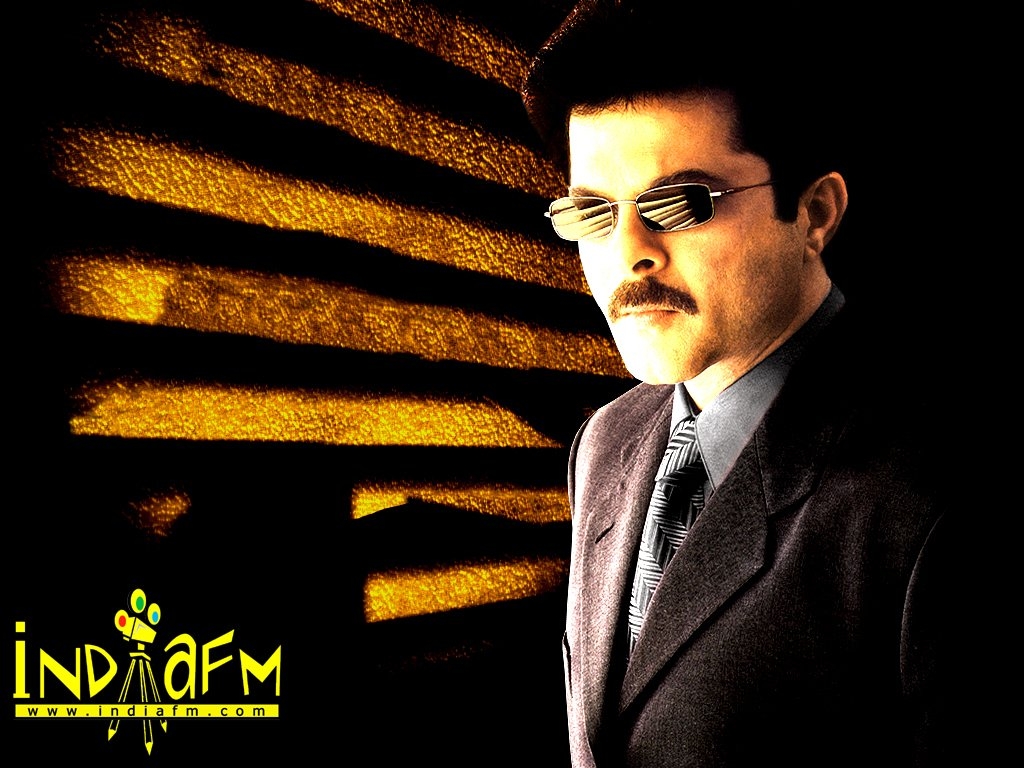 Anil Kapoor HQ Wallpapers | Anil Kapoor Wallpapers - 2003 - Oneindia ...