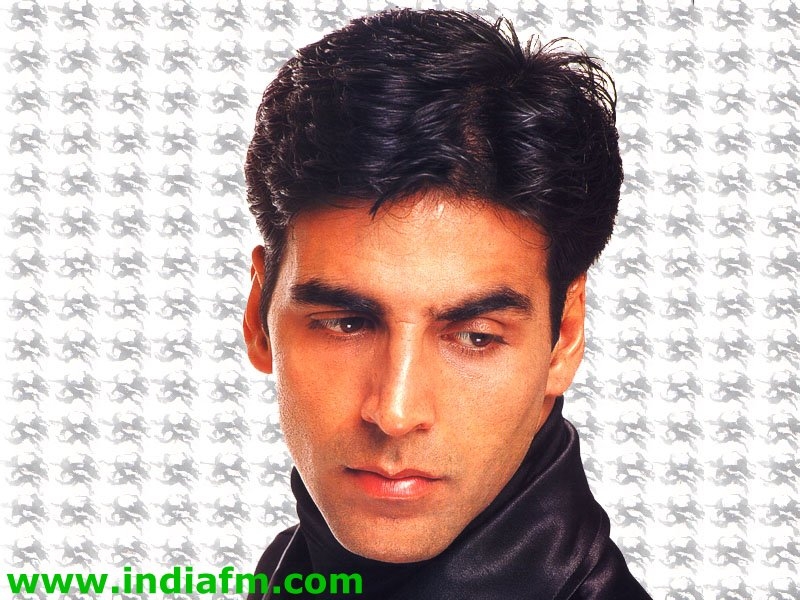 Akshay Kumar HQ Wallpapers | Akshay Kumar Wallpapers - 2020 - Oneindia ...