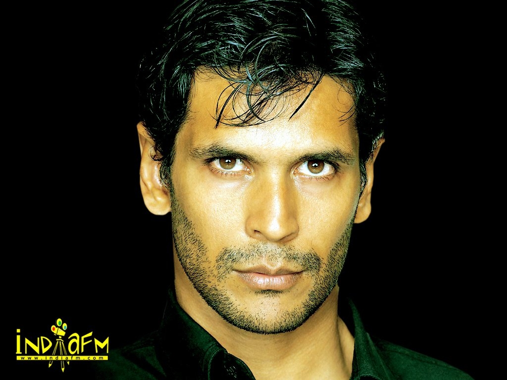 Milind Soman HQ Wallpapers | Milind Soman Wallpapers - 2248 - Oneindia ...