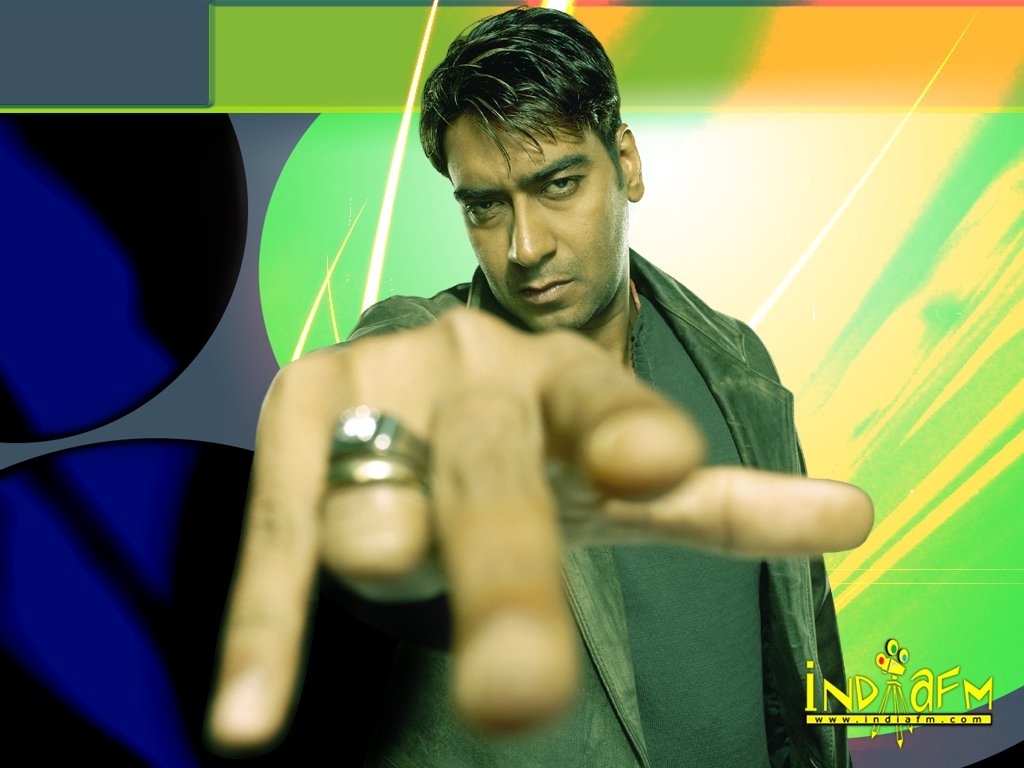 Ajay Devgan HQ Wallpapers | Ajay Devgan Wallpapers - 2384 - Oneindia ...