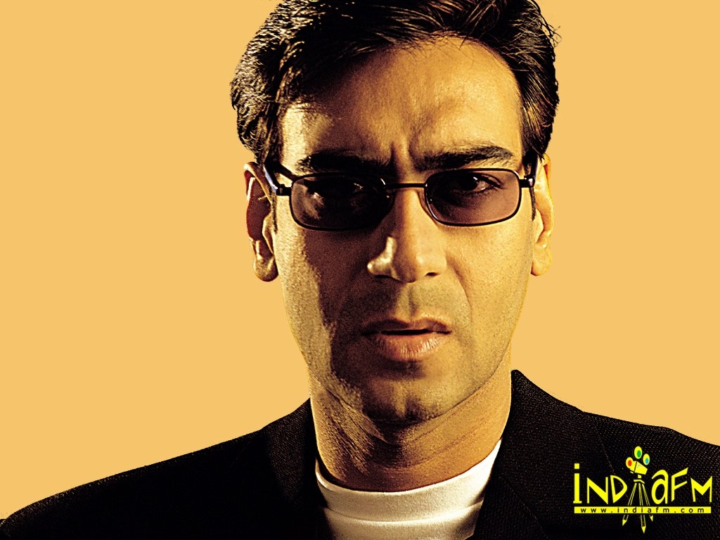 Gangajal Ajay Devgan Wallpaper