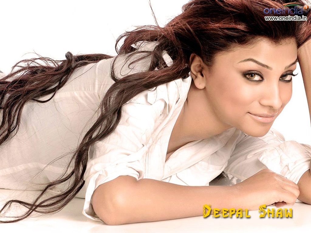 Deepal Shaw HQ Wallpapers | Deepal Shaw Wallpapers - 3057 - Oneindia ...