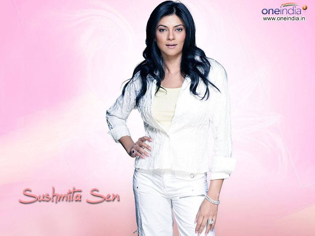 Sushmita Sen Desktop Wallpapers