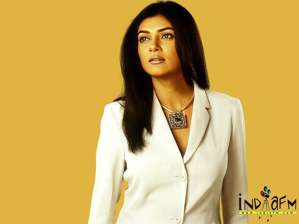 Sushmita Sen HQ Wallpapers | Sushmita Sen Wallpapers - 3535 - Oneindia ...