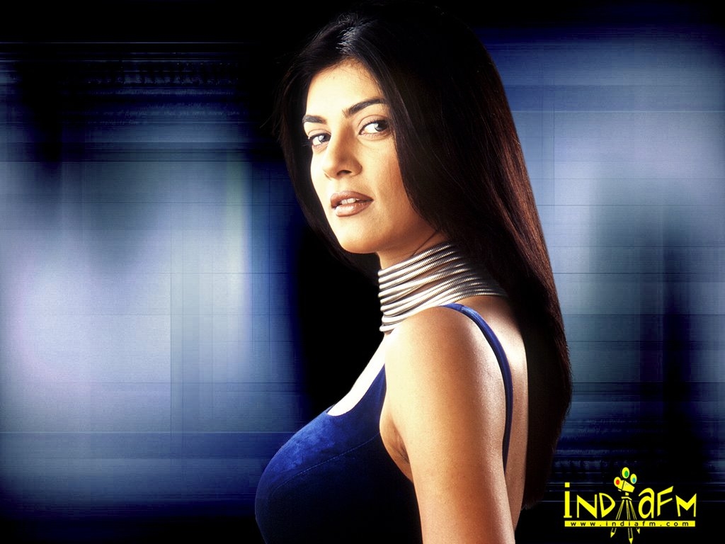 Sushmita Sen HQ Wallpapers | Sushmita Sen Wallpapers - 3552 - Oneindia ...