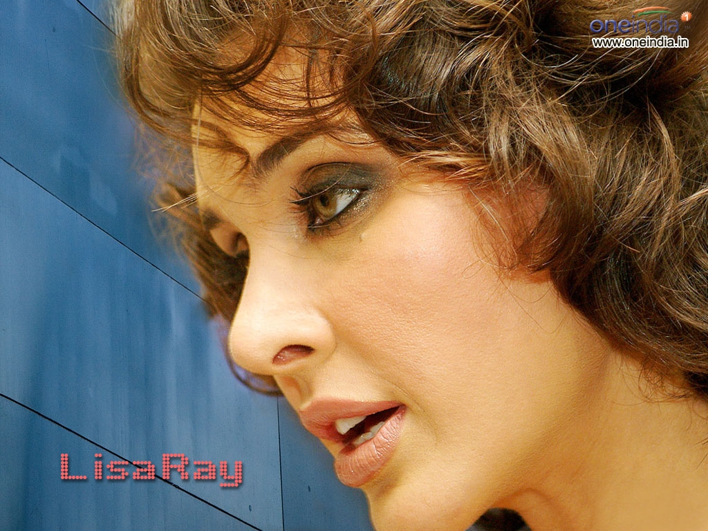 Lisa Ray HQ Wallpapers | Lisa Ray Wallpapers - 4602 - Oneindia Wallpapers