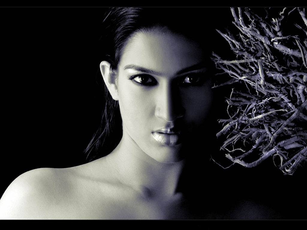 Tanuja HQ Wallpapers | Tanuja Wallpapers - 6691 - Oneindia Wallpapers