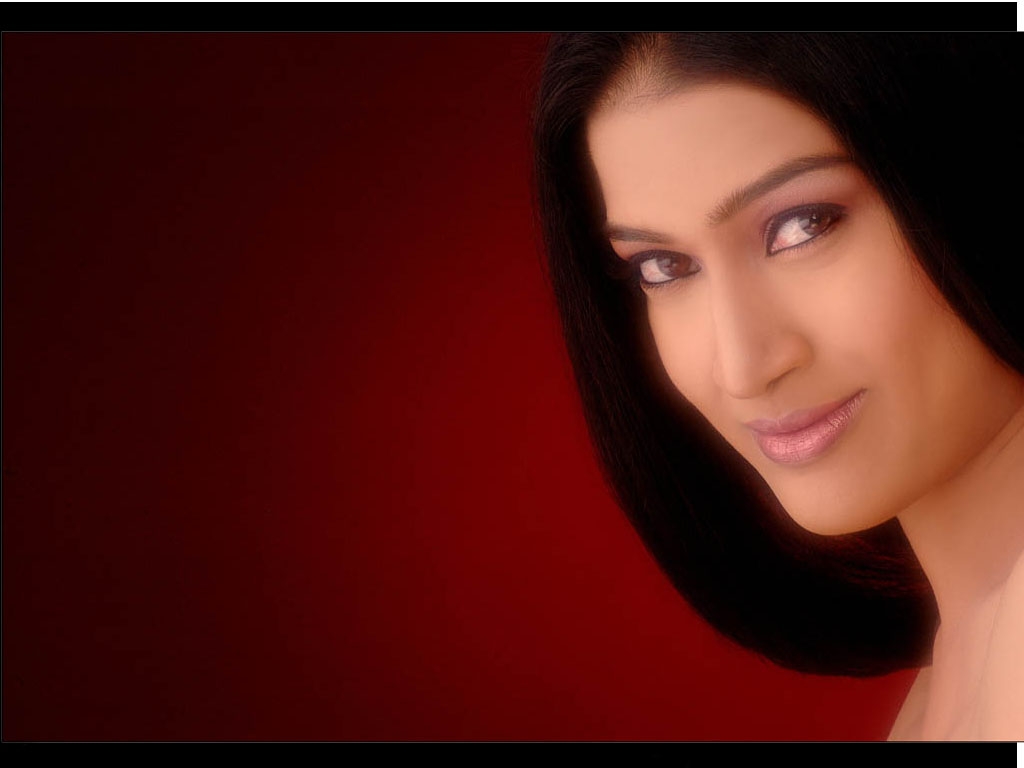 Tanuja HQ Wallpapers | Tanuja Wallpapers - 6689 - Oneindia Wallpapers