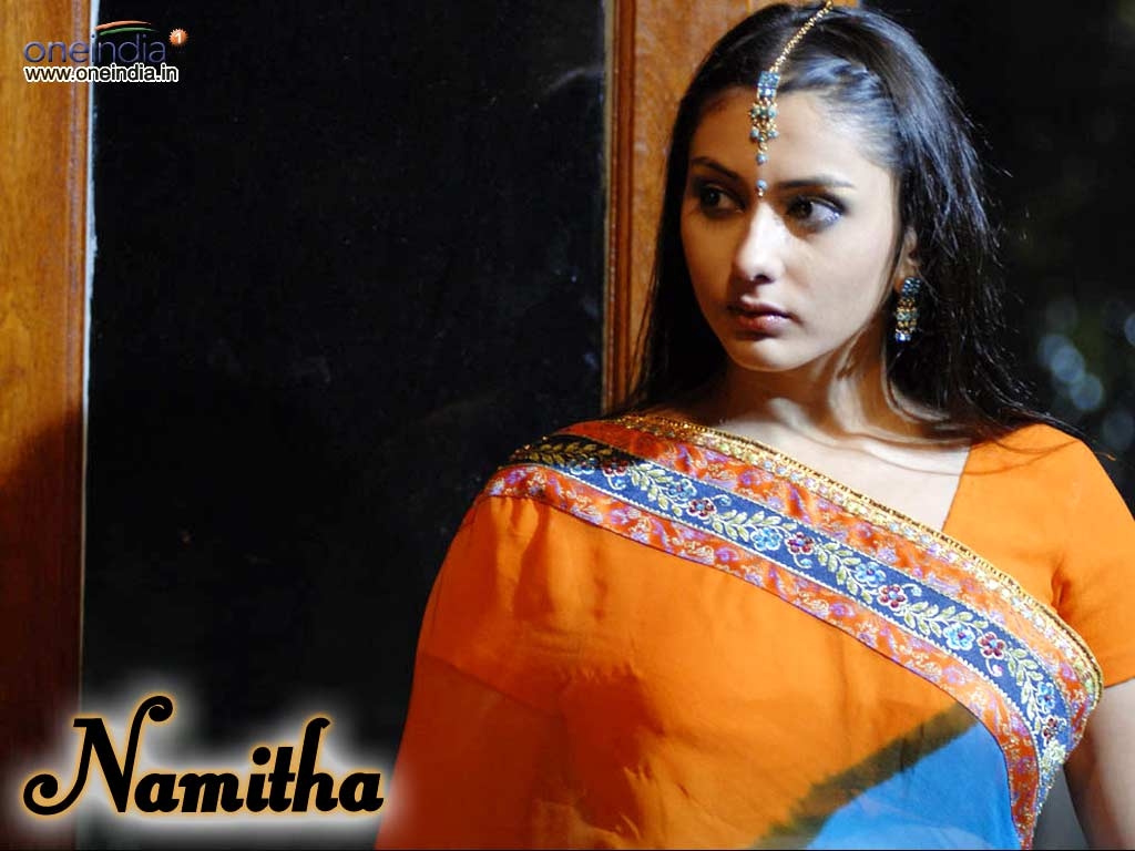 Namitha HQ Wallpapers | Namitha Wallpapers - 7652 - Oneindia Wallpapers