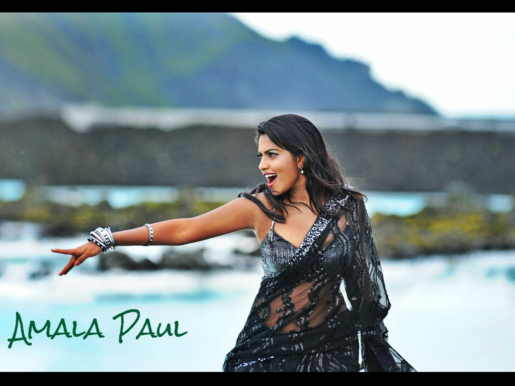 Amala Paul HQ Wallpapers | Amala Paul Wallpapers - 9506 - Oneindia ...