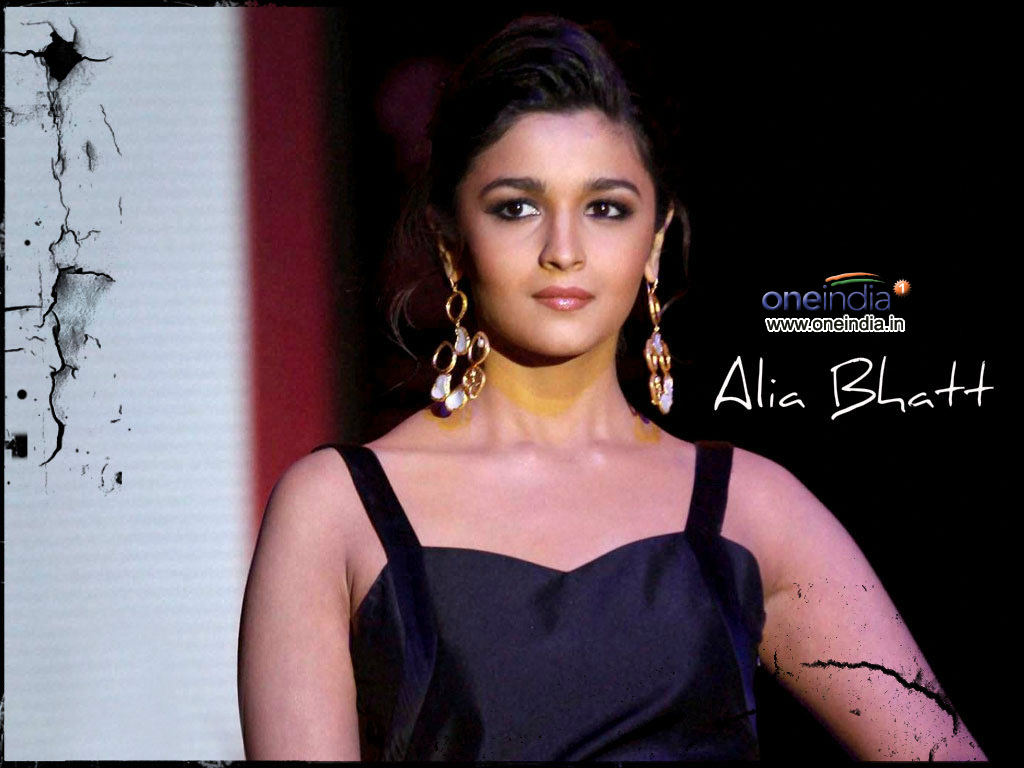 Alia Bhatt HQ Wallpapers | Alia Bhatt Wallpapers - 10763 - Oneindia ...
