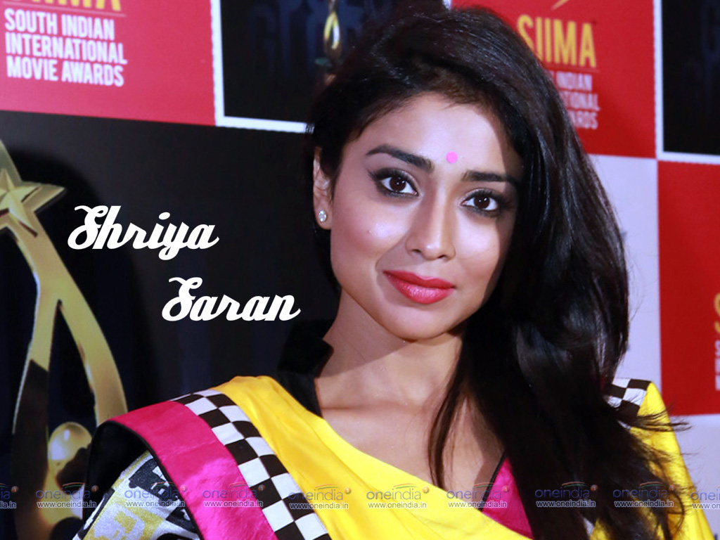 Shriya Saran HQ Wallpapers | Shriya Saran Wallpapers - 11327 - Oneindia ...