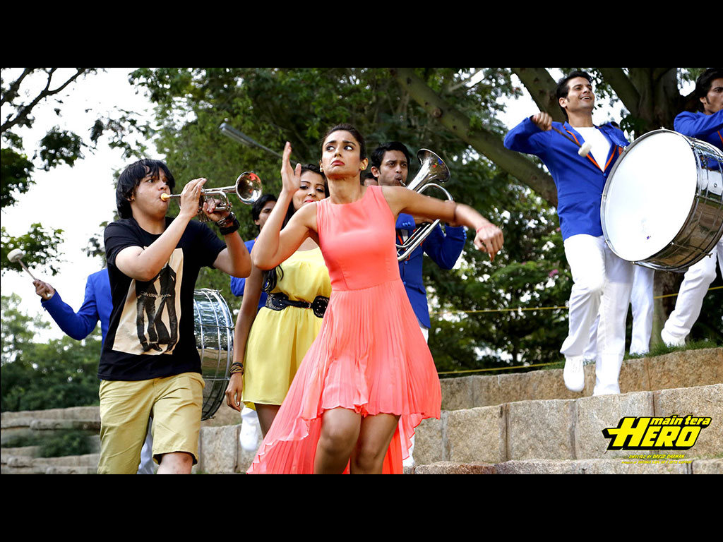 Main Tera Hero HQ Movie Wallpapers | Main Tera Hero HD Movie Wallpapers ...