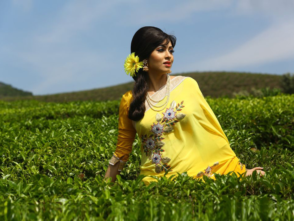 Sada HQ Wallpapers | Sada Wallpapers - 21319 - Oneindia Wallpapers