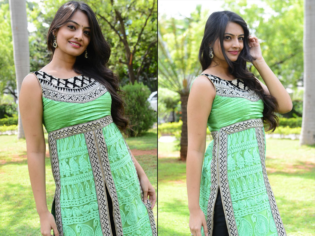 Nikitha Narayan HQ Wallpapers | Nikitha Narayan Wallpapers - 21991 - Oneindia Wallpapers