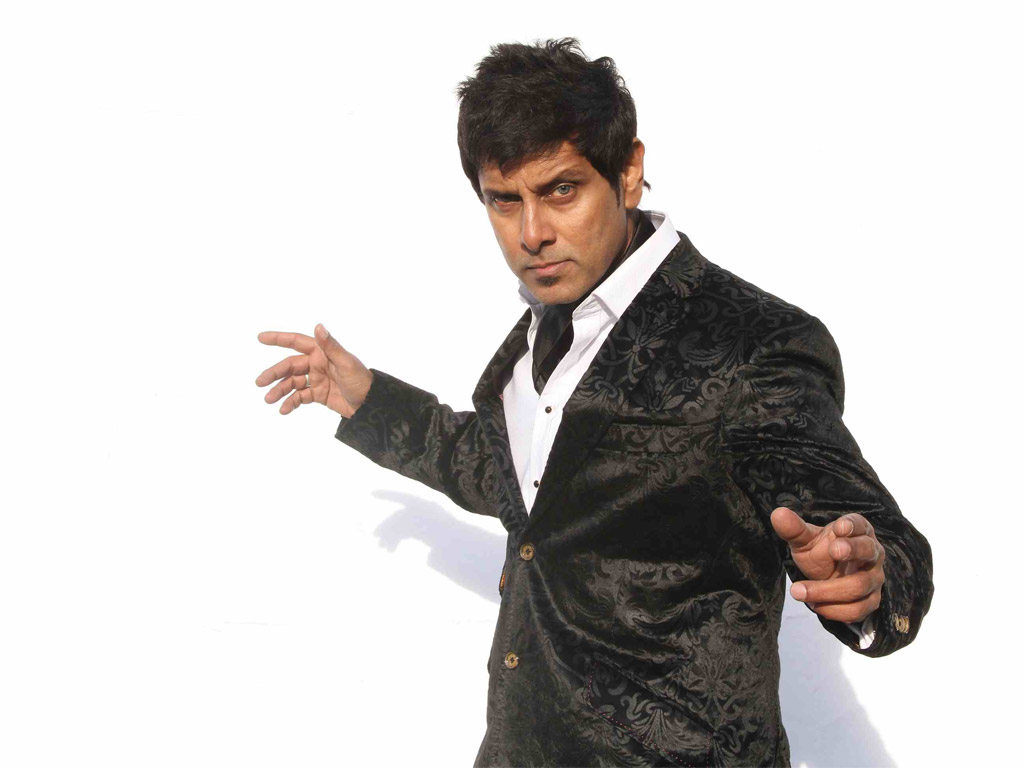 Vikram HQ Wallpapers | Vikram Wallpapers - 22431 - Oneindia Wallpapers