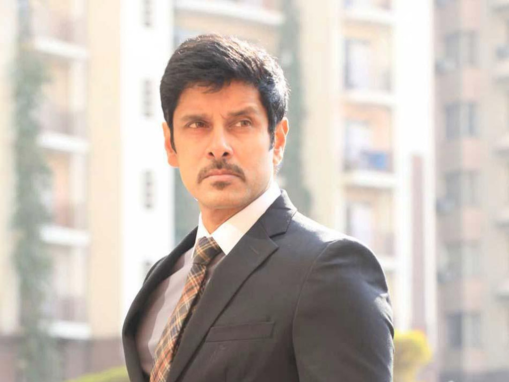 Vikram HQ Wallpapers | Vikram Wallpapers - 22456 - Oneindia Wallpapers