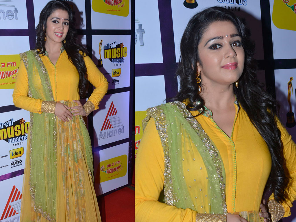 Charmy Kaur HQ Wallpapers | Charmy Kaur Wallpapers - 23442 - Oneindia ...