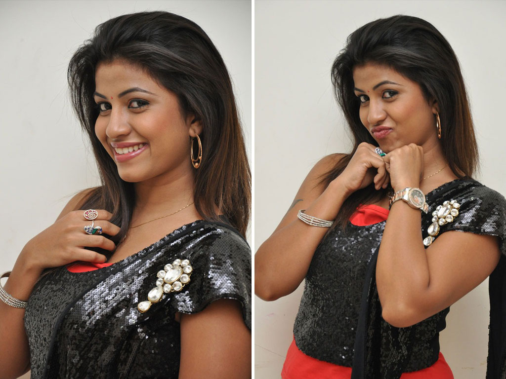 Geetanjali HQ Wallpapers | Geetanjali Wallpapers - 23004 - Oneindia ...