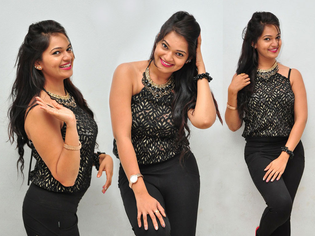 Ashwini HQ Wallpapers | Ashwini Wallpapers - 23856 - Oneindia Wallpapers