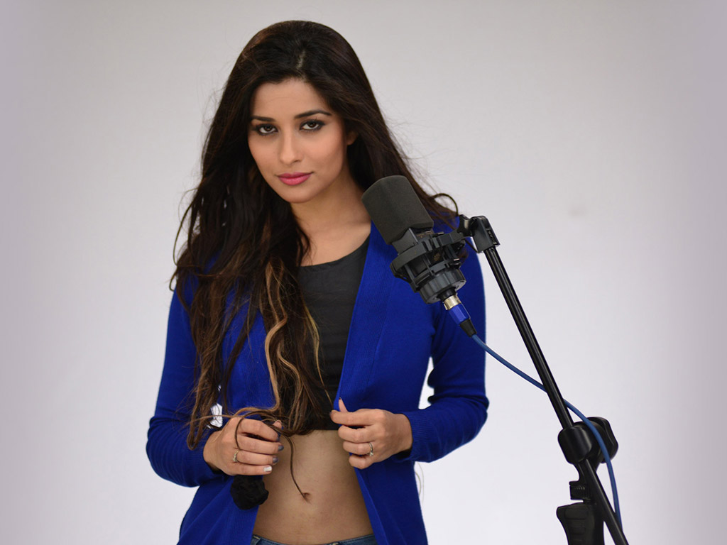 Madhurima HQ Wallpapers | Madhurima Wallpapers - 24510 - Oneindia ...
