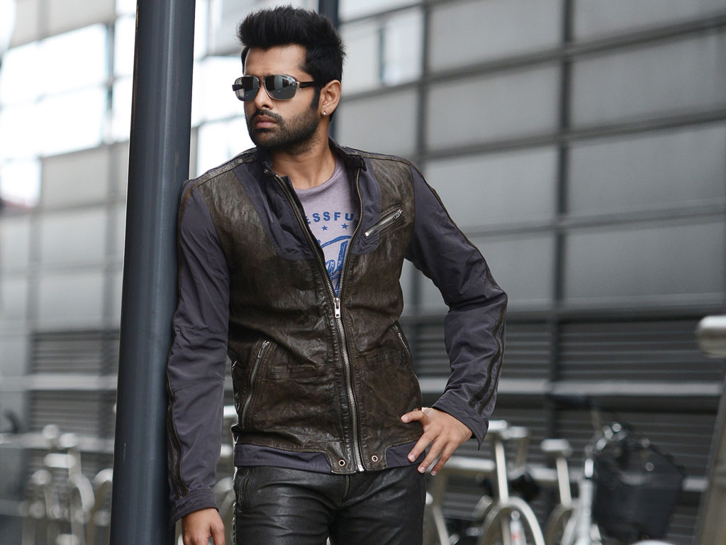 Shivam HQ Movie Wallpapers | Shivam HD Movie Wallpapers - 25095 ...