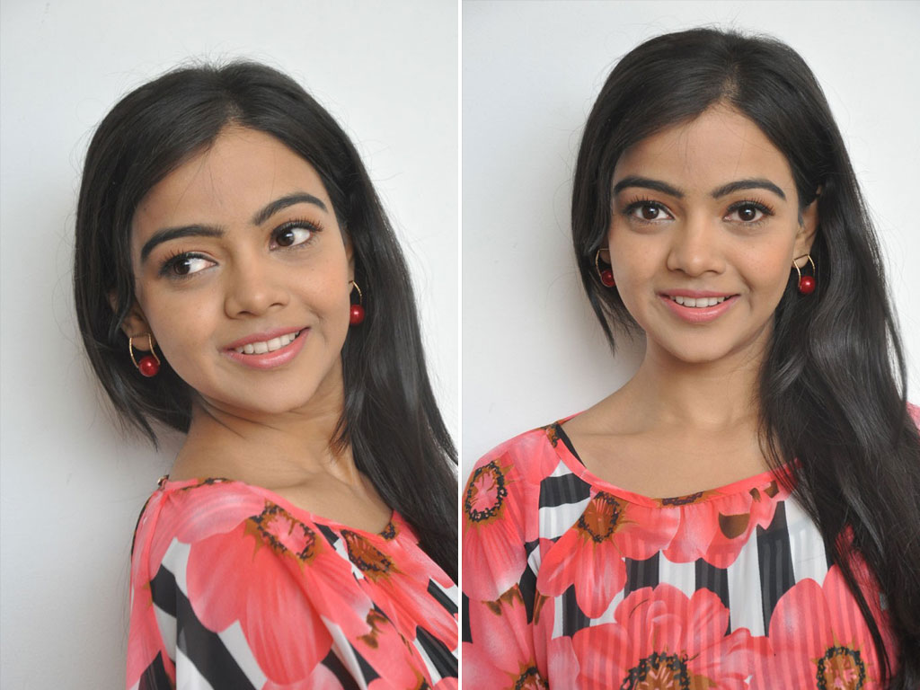 Nitya Shetty HQ Wallpapers | Nitya Shetty Wallpapers - 30146 - Oneindia ...