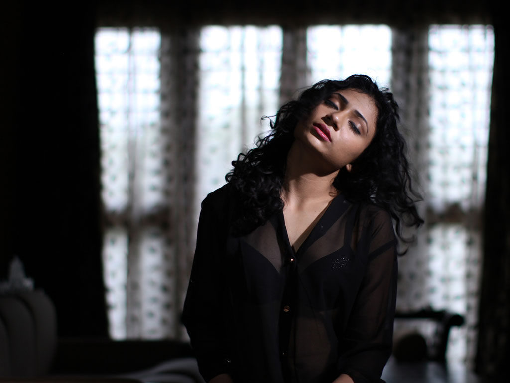 Kamini HQ Wallpapers | Kamini Wallpapers - 31474 - Oneindia Wallpapers