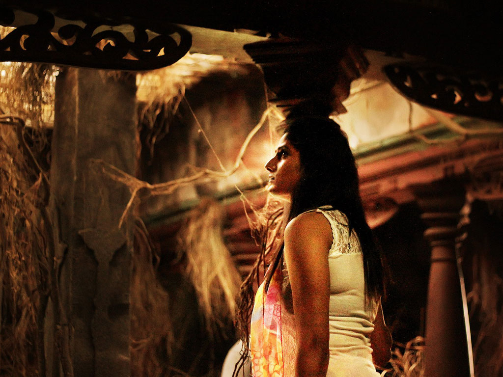 Adavi Lo Last Bus HQ Movie Wallpapers | Adavi Lo Last Bus HD Movie ...