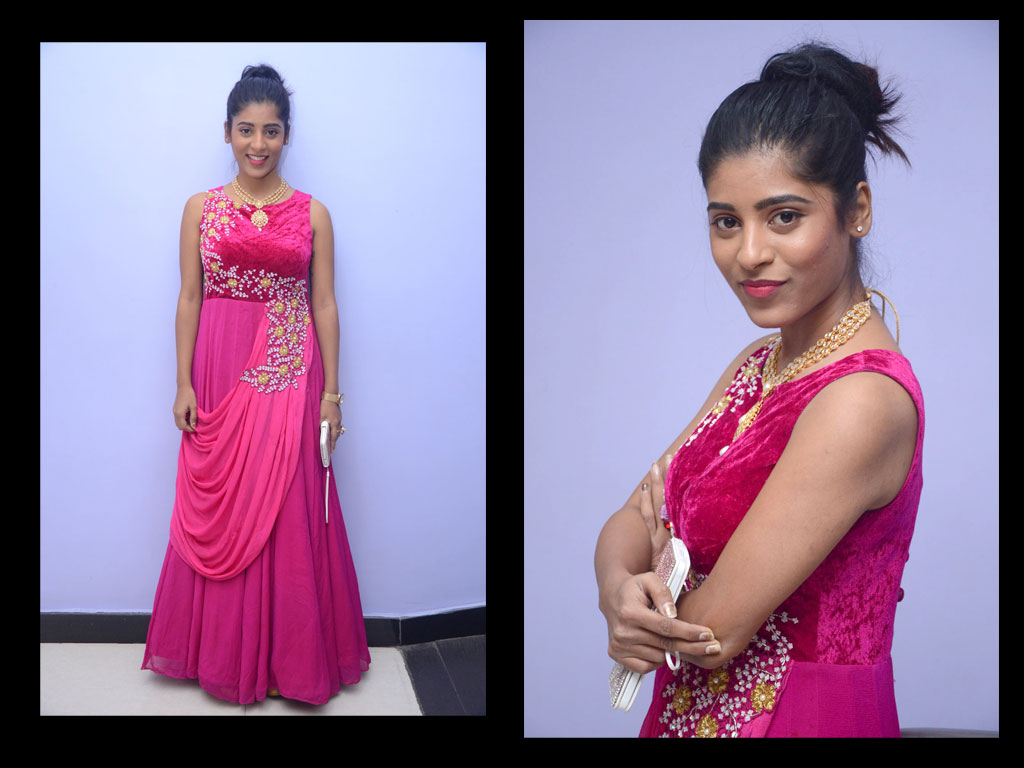 Gayathri HQ Wallpapers | Gayathri Wallpapers - 32951 - Oneindia Wallpapers