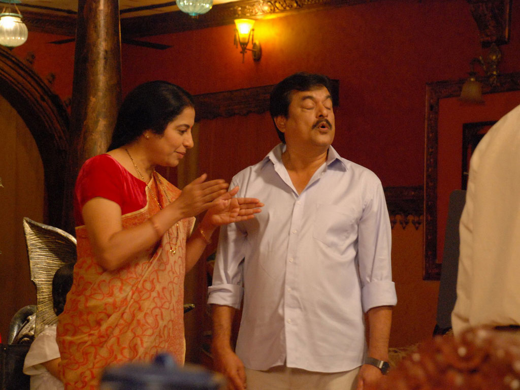 Sivagami HQ Movie Wallpapers | Sivagami HD Movie Wallpapers - 33767 ...