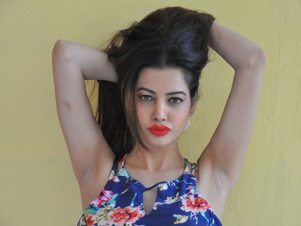Deeksha Panth HQ Wallpapers | Deeksha Panth Wallpapers - 35875 ...