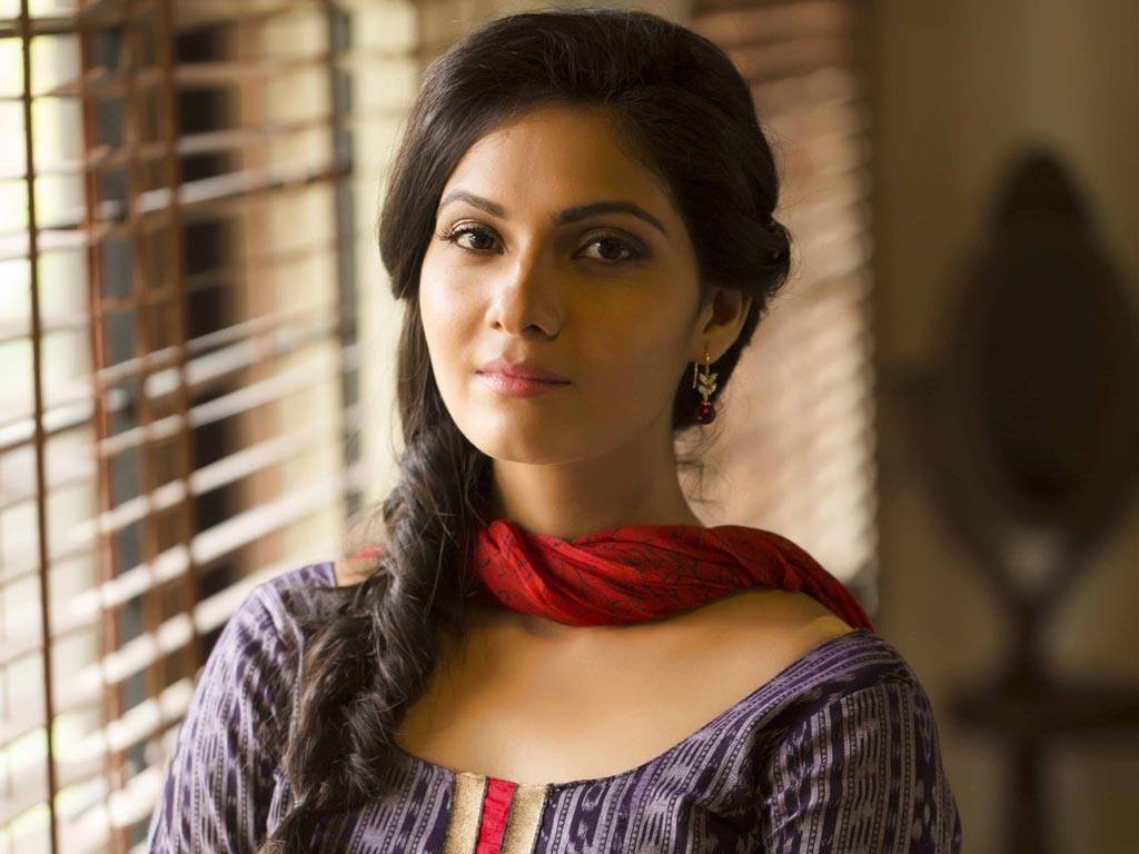 Ashwathy Ravikumar HQ Wallpapers | Ashwathy Ravikumar Wallpapers ...