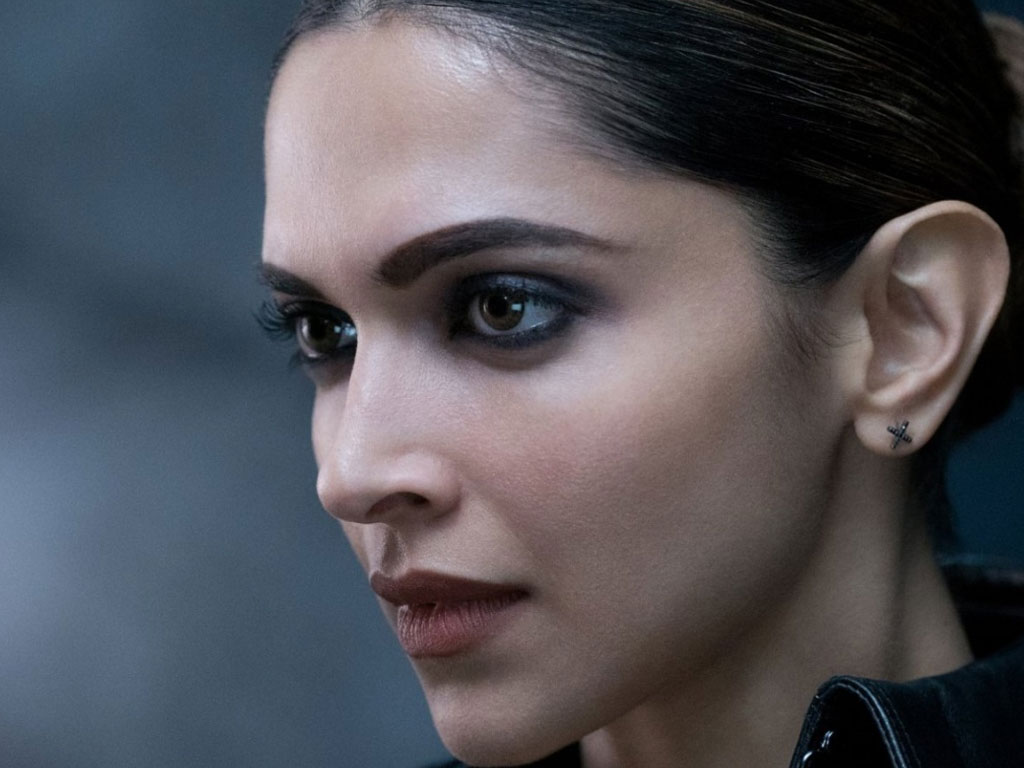 Deepika Padukone HQ Wallpapers | Deepika Padukone Wallpapers - 36165 ...