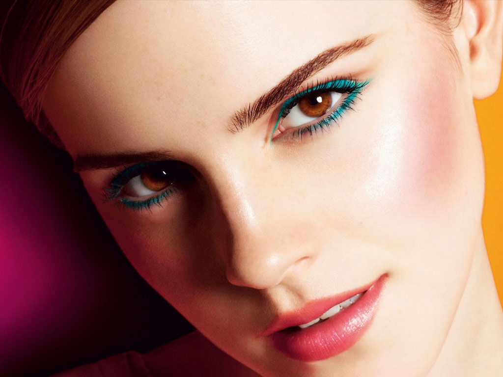 Emma Watson HQ Wallpapers | Emma Watson Wallpapers - 37873 - Oneindia ...