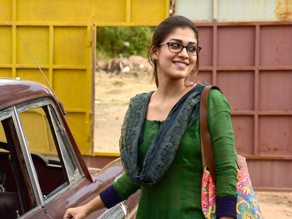 Nayantara HQ Wallpapers | Nayantara Wallpapers - 37933 - Oneindia ...