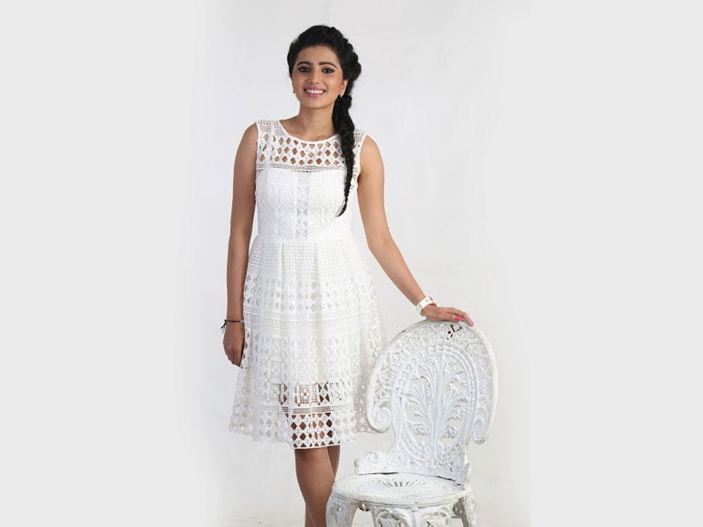 Akanksha HQ Wallpapers | Akanksha Wallpapers - 38528 - Oneindia Wallpapers