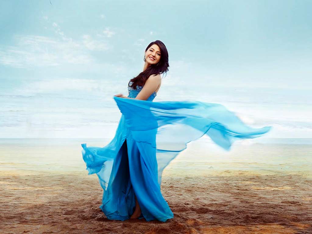 Mehreen HQ Wallpapers | Mehreen Wallpapers - 38903 - Oneindia Wallpapers