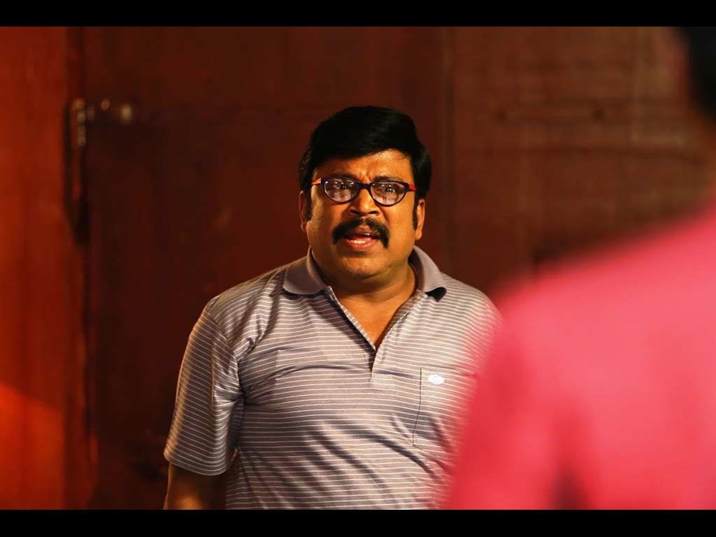 Sangili Bungili Kadhava Thorae HQ Movie Wallpapers | Sangili Bungili ...