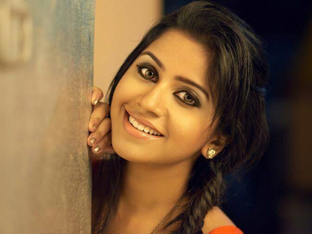 Anushree (Anchor) HQ Wallpapers | Anushree (Anchor) Wallpapers - 39994 ...