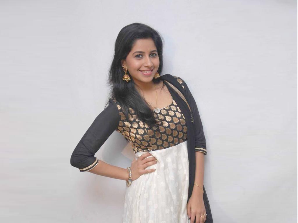 Anushree (Anchor) HQ Wallpapers | Anushree (Anchor) Wallpapers - 39996 ...