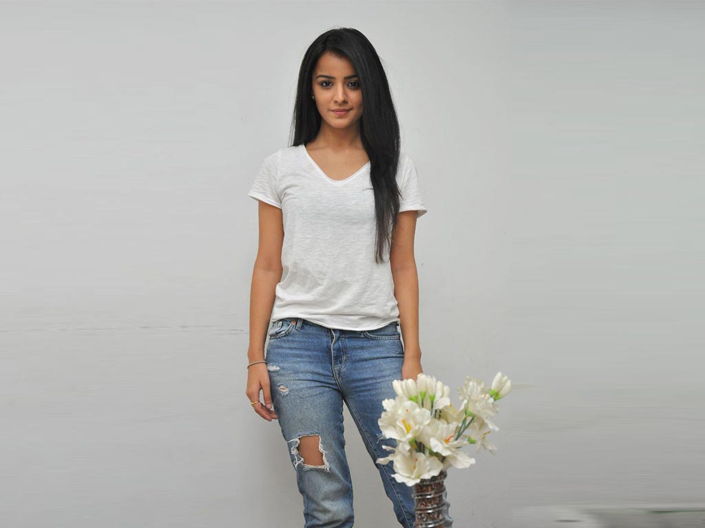 Mahima Makwana HQ Wallpapers | Mahima Makwana Wallpapers - 39589 ...